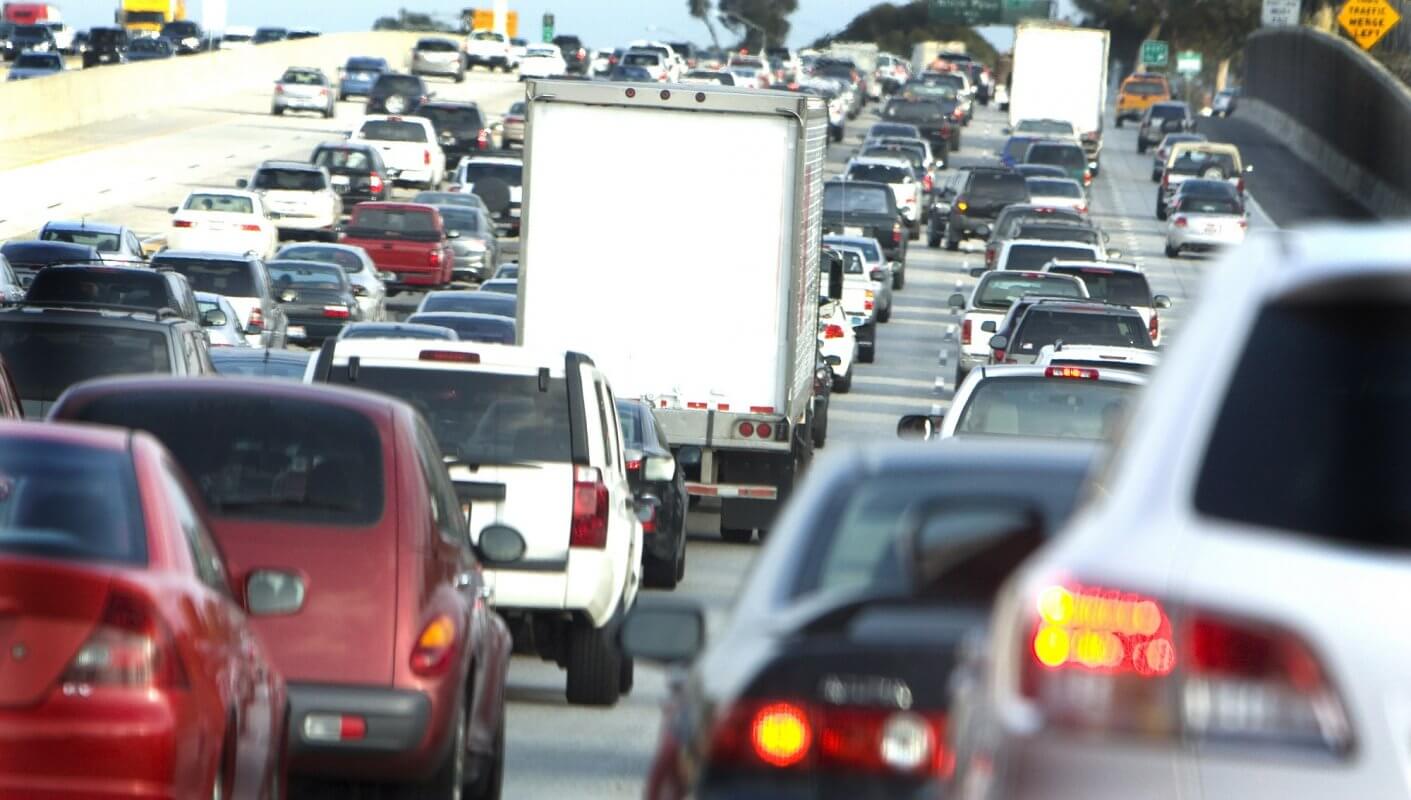Public Transit Fights the Specter of Traffic – VPT